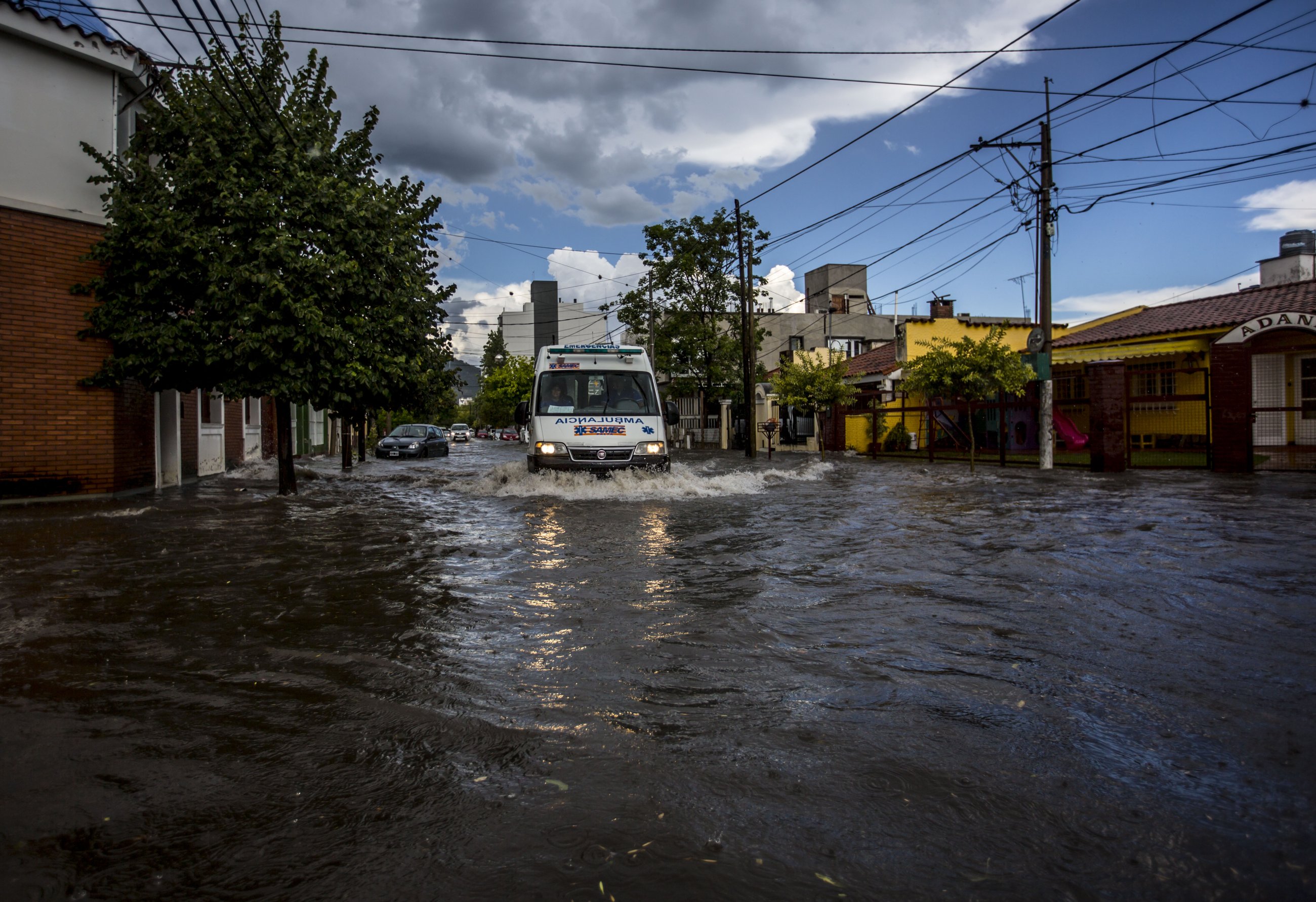Lluvia Intensa en Salta: Familias Asistidas y Daños - Gente de Salta